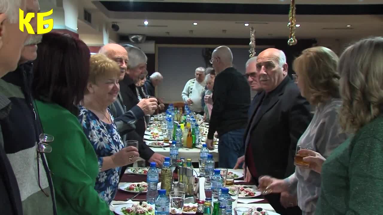 videos.botevgrad.com :: Бивши служители на Булгаргаз отбелязаха 50 години от основаване на ...